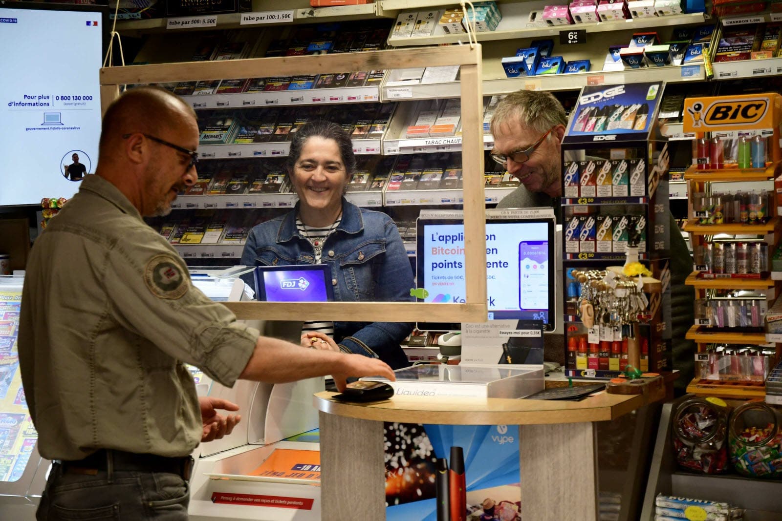 Comment trouver un bureau de tabac ouvert proche de votre position